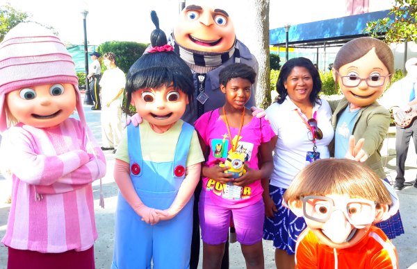 @Universal Character Meet and Greet - Mommy and Me Monday @UniversalOrl ... @Universal Character Meet and Greet - Mommy and Me Monday @UniversalOrl ...